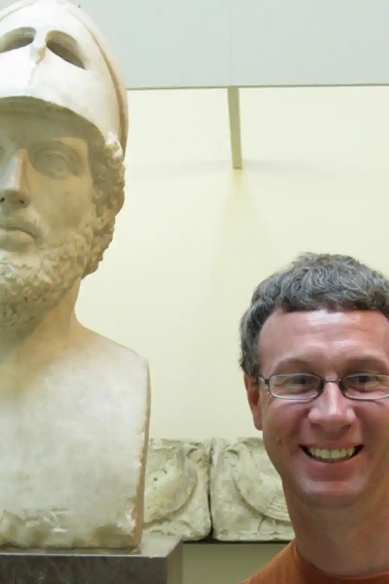 Associated Faculty - History